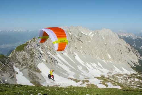 Nova Double Skin - Lightweight/Easy - Mid Wales Paragliding Centre